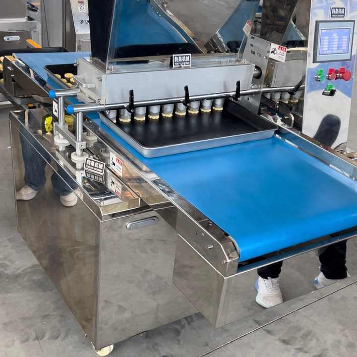 Functional Small Biscuit Making Machine Automatic Cake Cookies Making ...