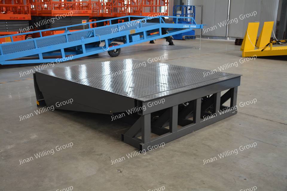 Hydraulic Fixed Dock Leveler Industrial Loading Bridge for Unloading ...