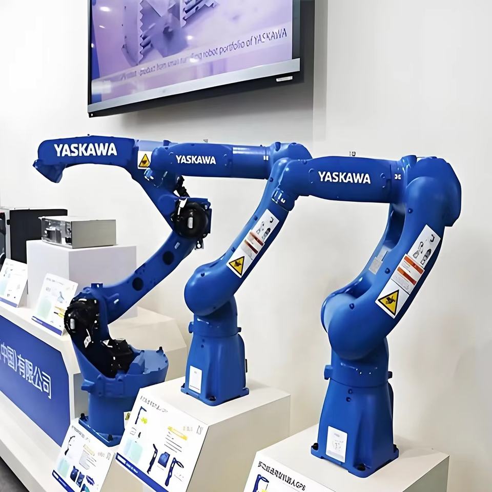 YASKAWA GP50 Industrial Robot - 50kg Payload, 2061mm Reach for Material ...
