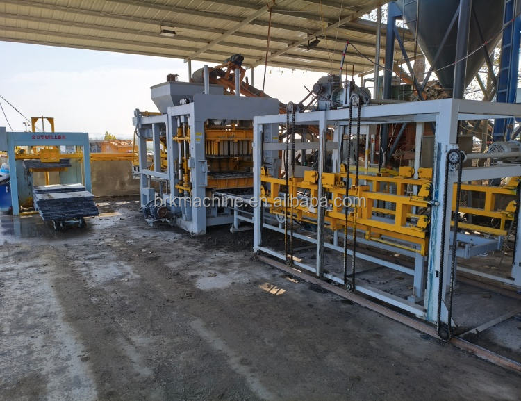 QT10-15 Brick and Pavers Machine Making Automatic Concrete Block Making ...