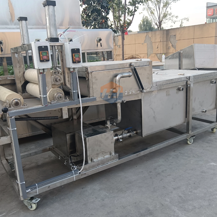 Commercial Automatic Tofu Skin Cloth Washing Machine Bean Curd Yuba Cleaner for Tofu Sheet Line ...