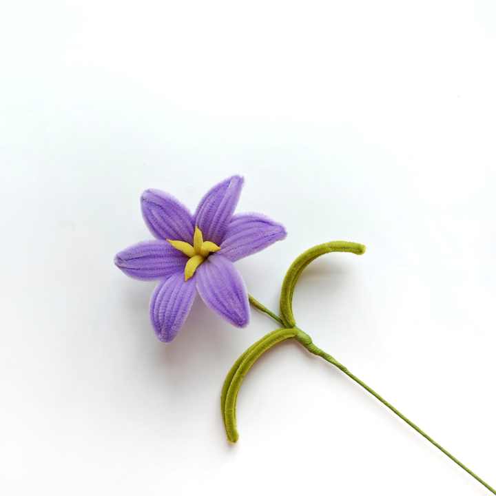 Hot Single Handmade Twisted Stick Lily Flower Chenille Stem for ...