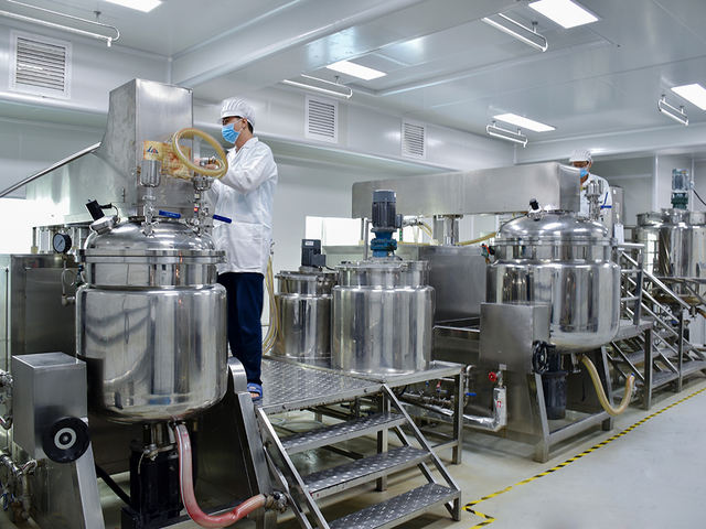 Shop Vini Cosmetics Skin Care & Lip Beauty Sets | PAGE VINE