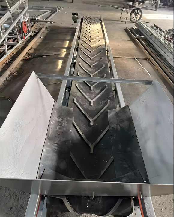 FBD Adjustable Height Sand Dirt Transfer Belt Conveyor