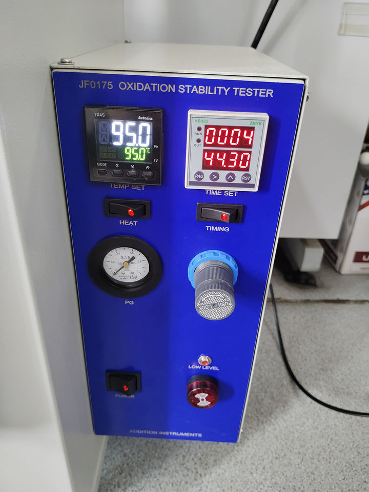 ASTM D943 Transformer Oil Oxidation Stability Tester ISO4263 Oxidation ...