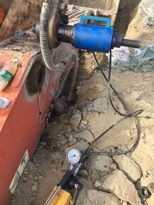 Portable Press Link Machine - 2 in 1 Track Pin & Bush Press