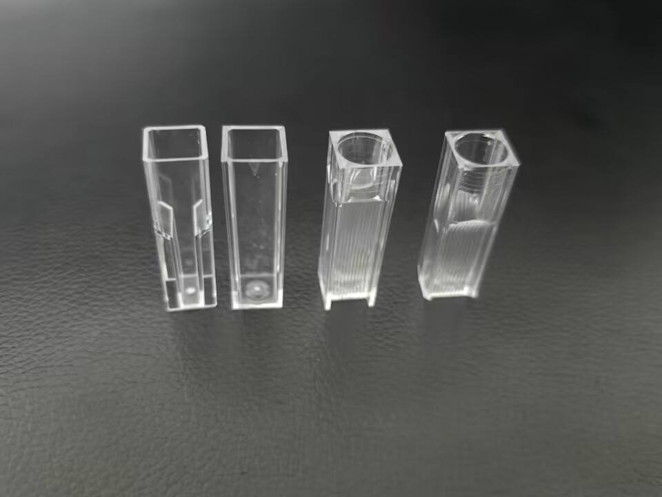 FSK Disposable Four Types PS/PMMA Material Micro Cuvette 1.5ml-4ml OEM ...