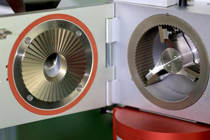 220V Lab Sample Powder Grinding Lab 5l 30l Rotor Mill Hard Materials ...