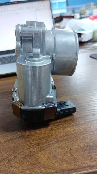 High Quality Throttle Body for ISUZU D-MAX 98131738