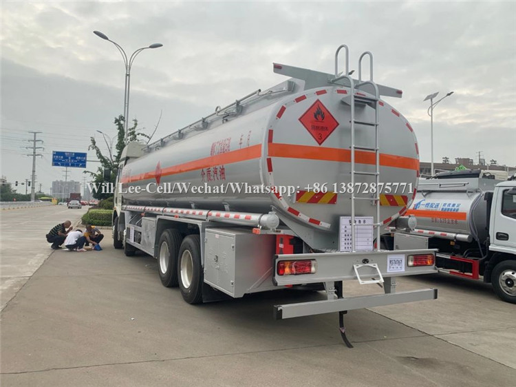 FAW Fuel Tanker Trucks - Efficient Oil Transport Solutions