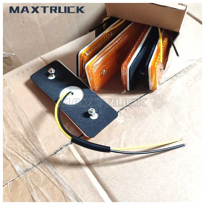 MAXTRUCK Pièces de carrosserie de camion 0005447611 0005445211 ...
