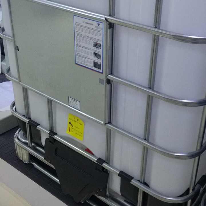 1000L Intermediate Bulk Containers - Durable Plastic Tanks