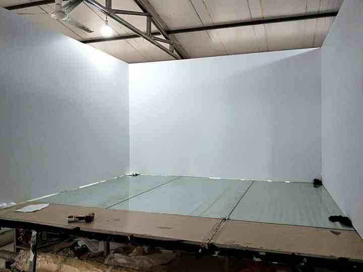 Fast Folding Fold Projector Screen With Wheels Foldable Projection ...