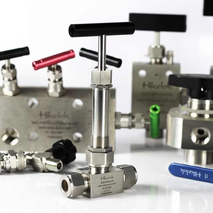 Swagelok U UW Series Type 2500 psi Ultrahigh Purity Stainless Steel 1/2'' 1/4'' OD NPT VCR ...