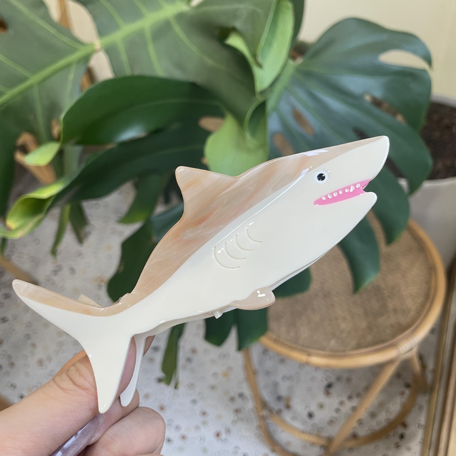 How to Choose the Best Shell Hair Clip: A Complete Buying Guide