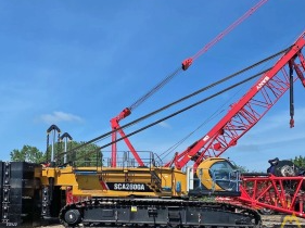 SCC1000A-8 High Performance Crawler Crane Strong Heavy Duty Lifting ...