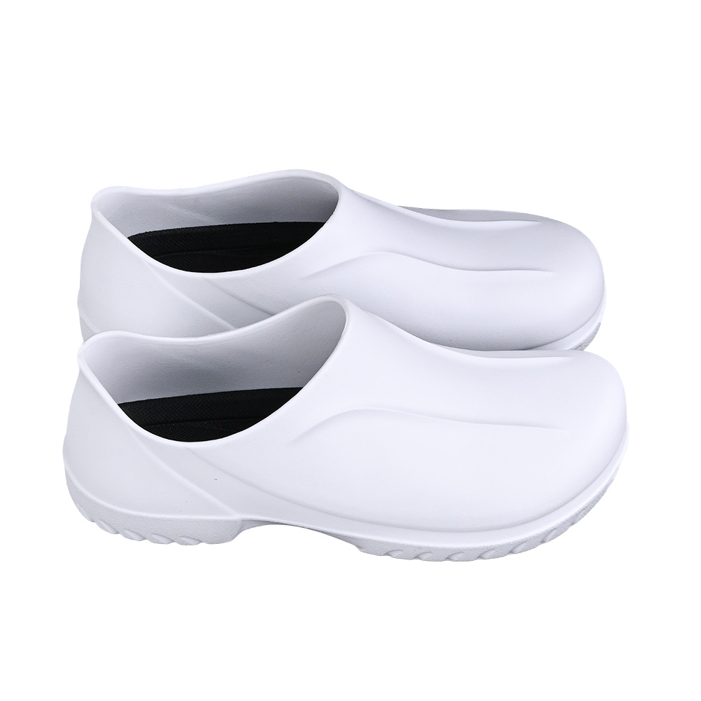 How to Choose Chef Shoes for Women in the Kitchen: Buying Guide