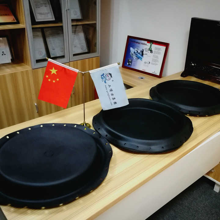 Fisher 657 and 667 Diaphragm Actuators - Precision Control