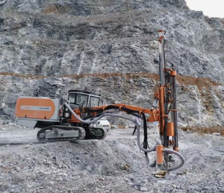 VIALVV Factory Supply ZEGA Yuchai Powered Top Drive Drill Rig & 380V ...