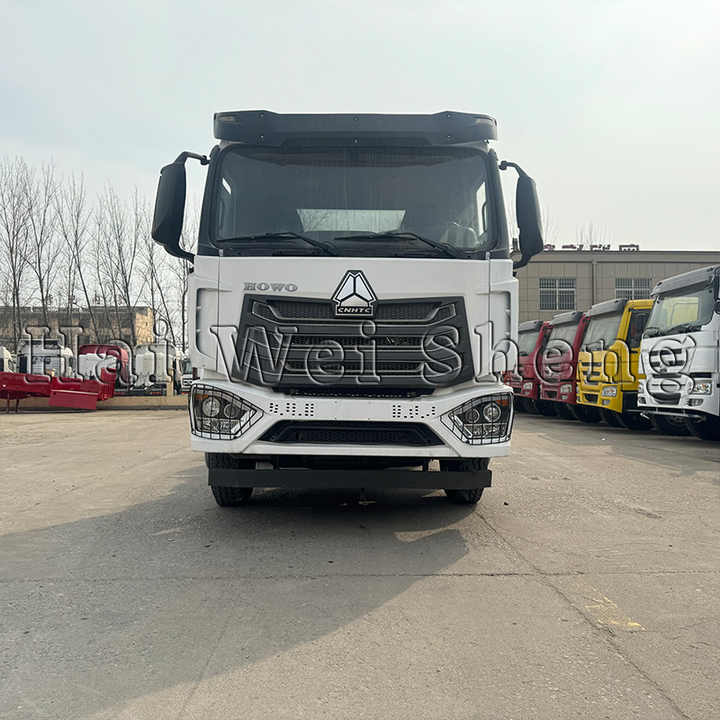 Sinotruk HOWO Brand New Nx 6X4 430HP 40T Enhanced Version Truck Diesel ...