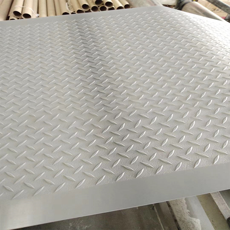 Industrial Roof Safety Walkway Pad - Non-Slip PVC/TPO Mat