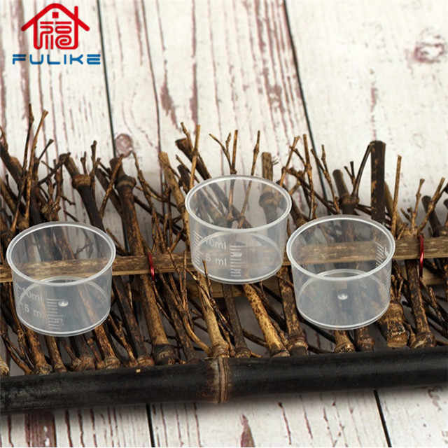 Small Plastic Liquid Measuring Cup Graduated Cups Transparent Scale ...