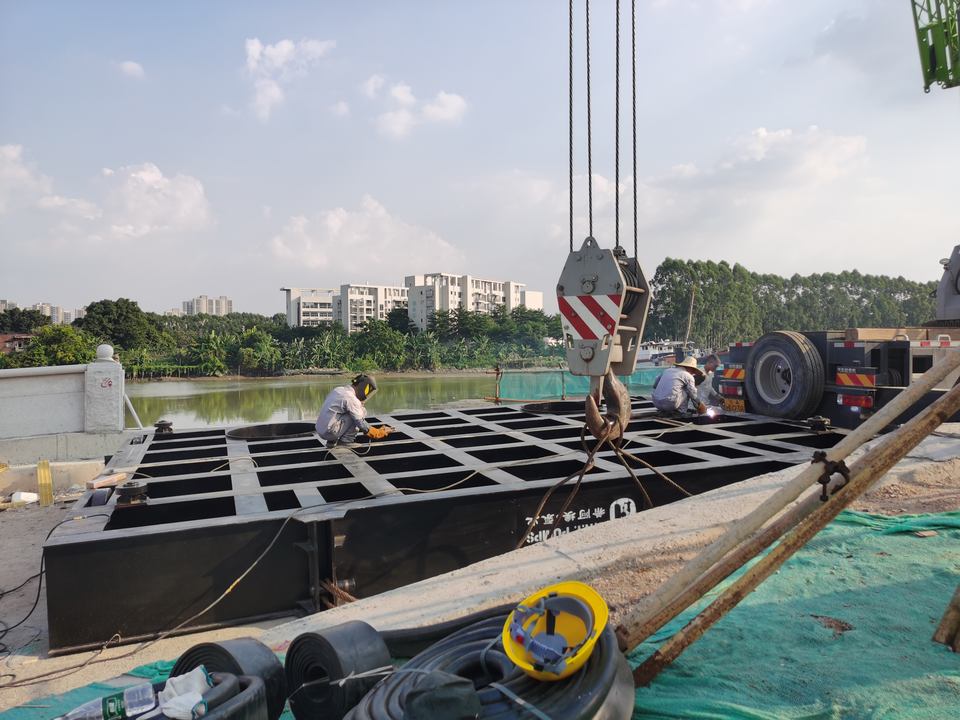 Integrated Pump Gate Flood Control System Motor High Efficiency Water ...