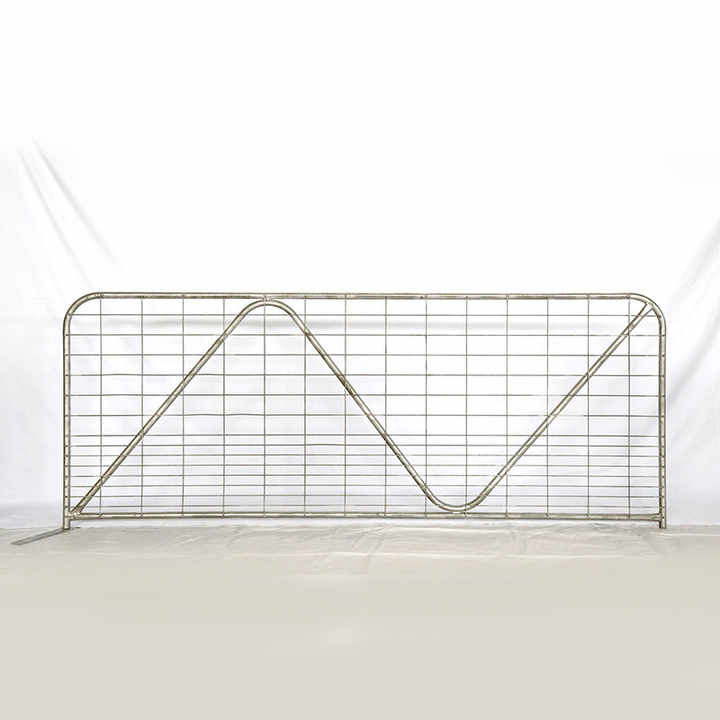 Durable Main Gate Designs for House Farm Livestock Cattle
