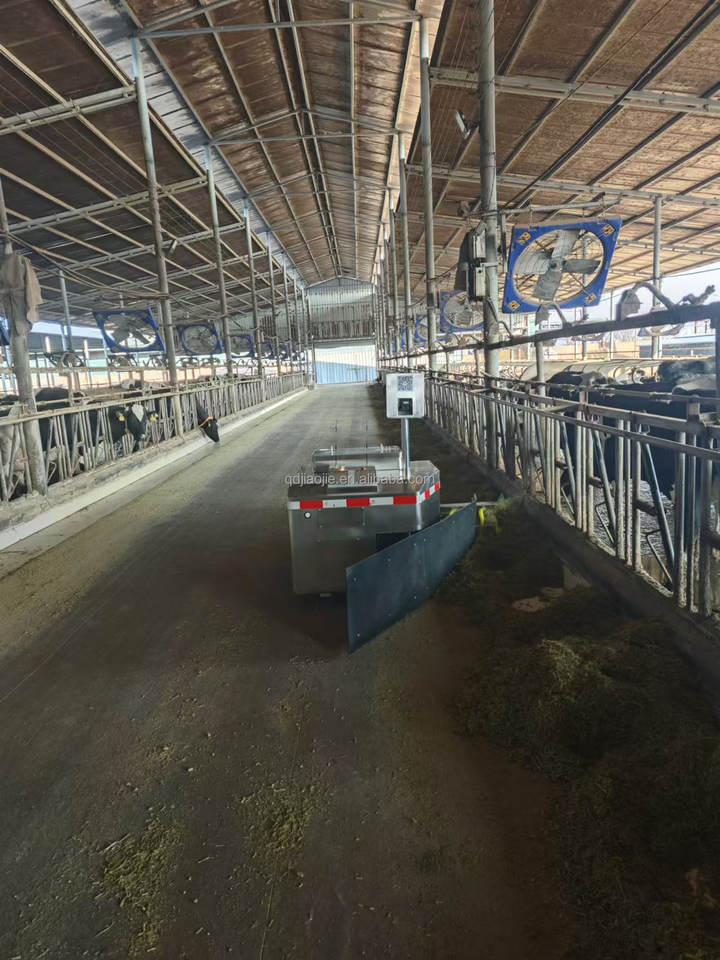 Cow Food Regrowth Robot Farm Robot Cow Equipment Robotic Feed Pusher ...