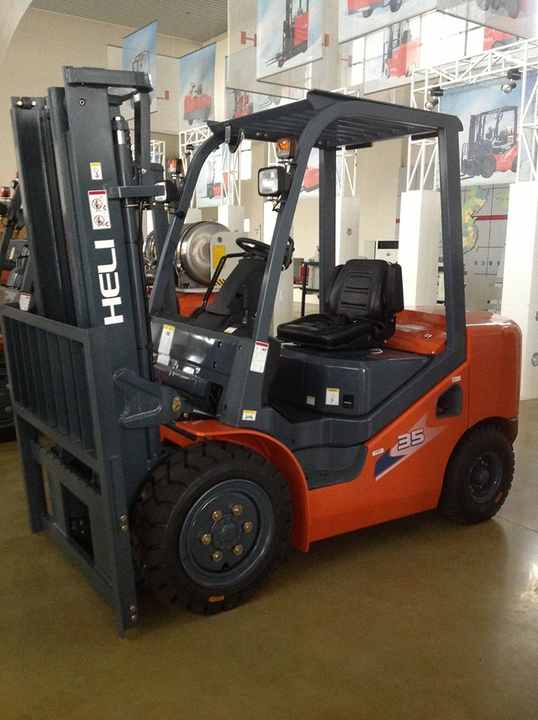 Heli Lifting Machine 3.5 Ton Electric Forklift CPD35 with Lithium ...
