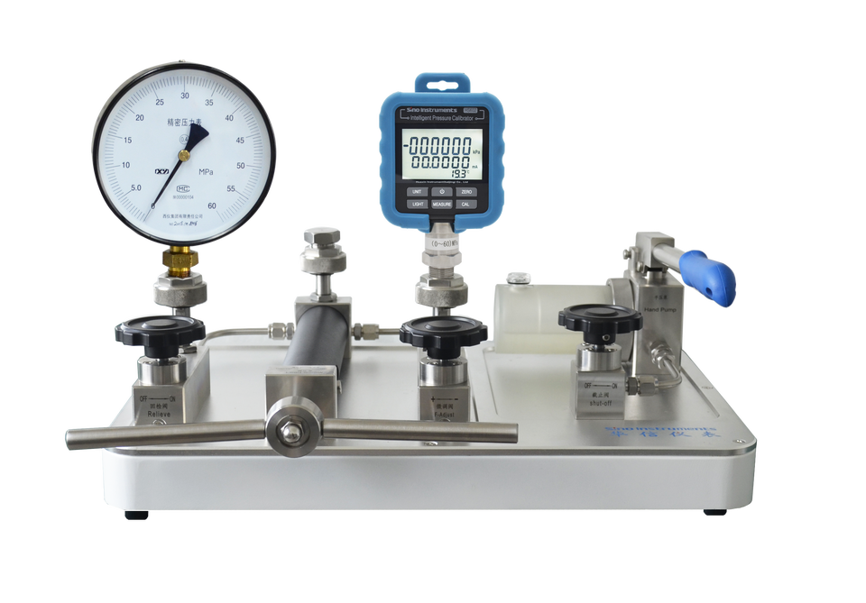 Hydraulic Pressure Generator 700bar High Accuracy Pressure Gauge ...