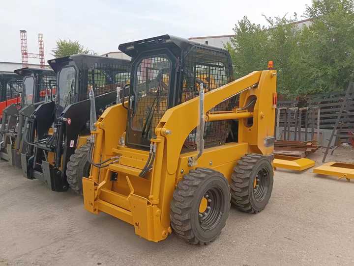 Garden Farms Home Small Wheeled Mini Skid Steer Loader With Cabin Same ...