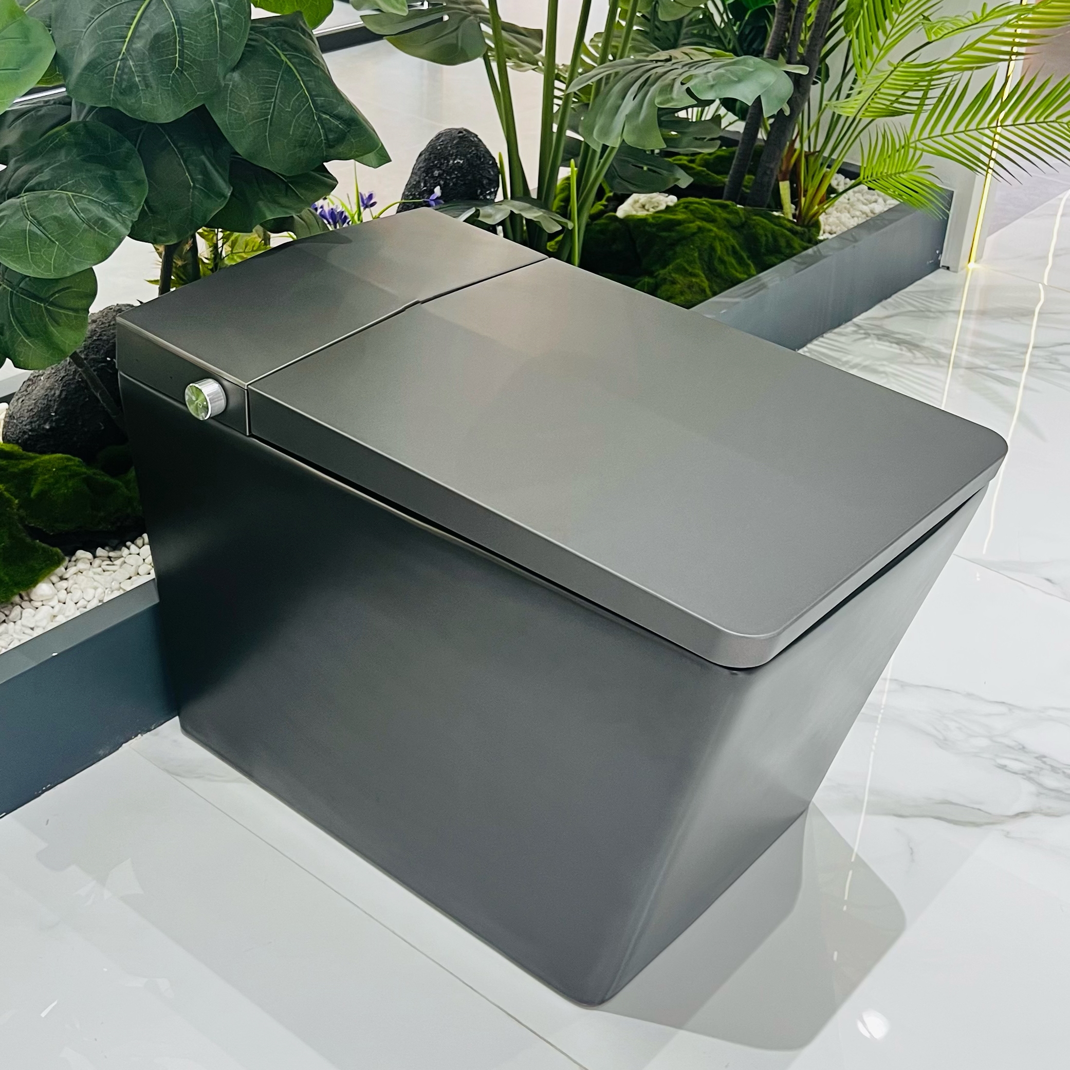 Luxury Square Shape Toilets - Modern & Durable Designs