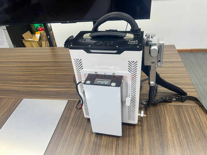 Backpack Portable Laser Cleaning Machine - 300W Power