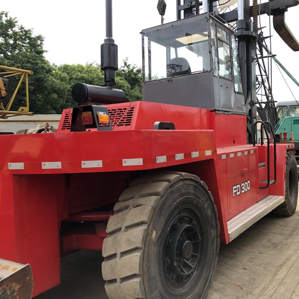 Used TCM FD300 Forklift for Sale 30 Ton Diesel Heavy Duty Industrial ...