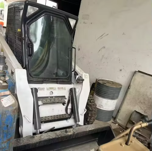 Used Famous American Brand S160 Skid Steer Loader for Sale.| Alibaba.com