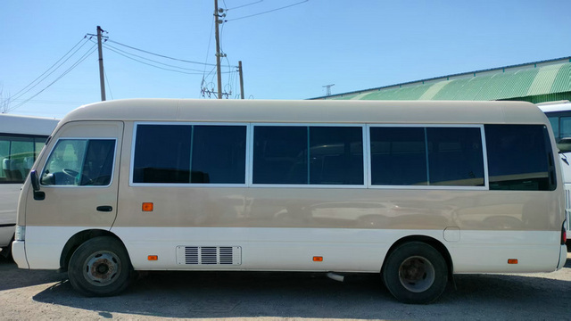 Buy 13 Seater Mini Bus Rental - Premium Used Hiace Minibuses for Sale ...