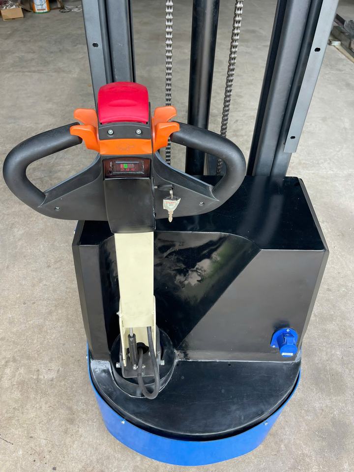 1.5 Ton Electric Pallet Stacker M1-1,5T-3M 220V Motor 1-Year Mechanic ...