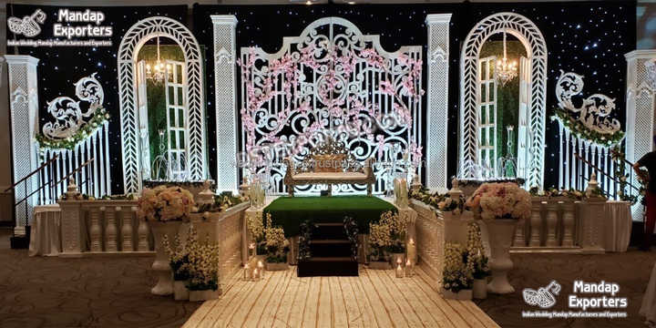 Muslim Walima Reception Stage with Unique Walls Jhrokha Candle Walls ...