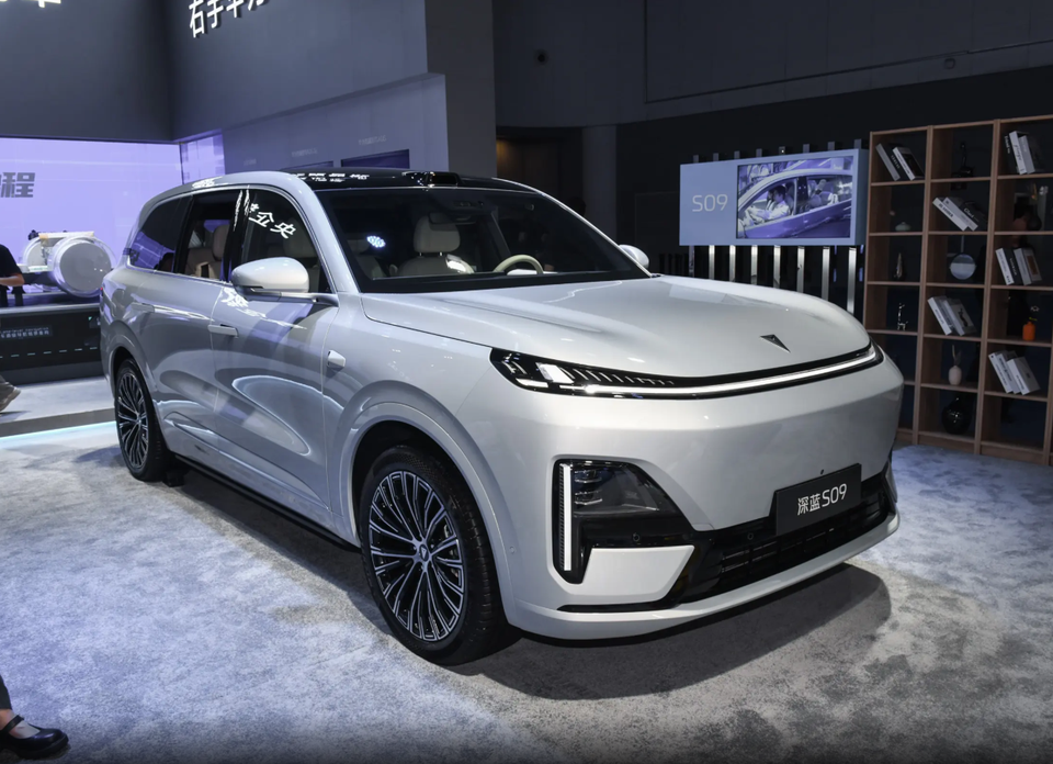 Changan Deepal S09 Large Range-Extender Car 5 Door 6 Seater SUV Fast Charging Technology Black ...