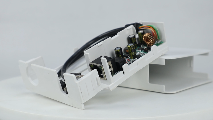 Waterproof 12v 2.5a Powered Ethernet Splitter