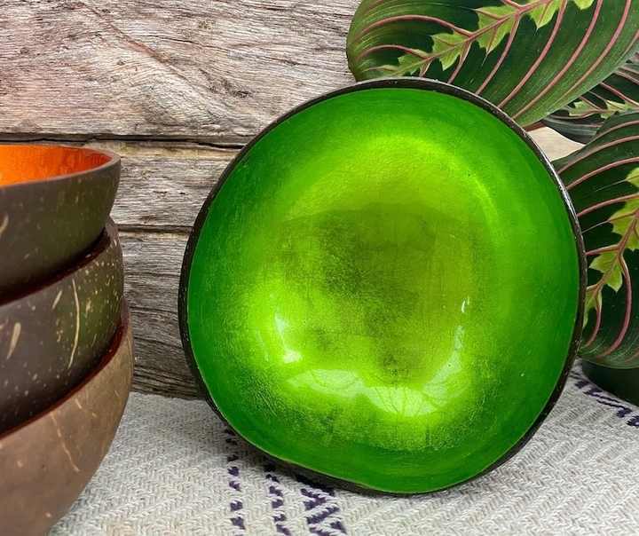 Eco-friendly Coconut Bowls - Perfect for Dinner & Decor
