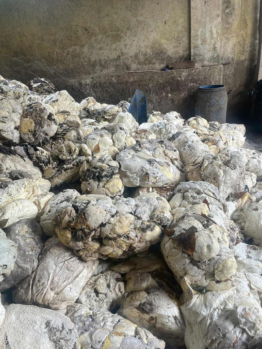 High Quality Natural Rubber Cup Lump Raw Materials Factory Direct Sale ...