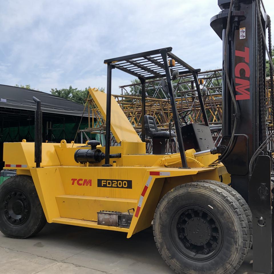 Used TCM FD200 Diesel Forklift Strong Performance 20 Ton Lifting ...