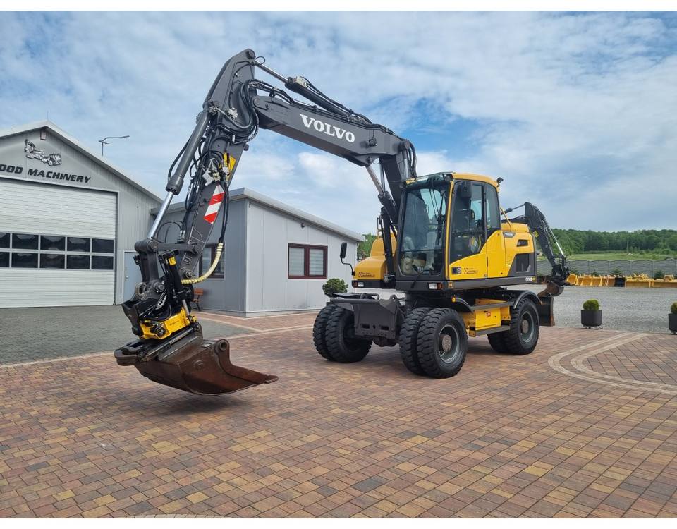 Volvo EW140D Wheeled Excavator with 4m Bucket Capacity High Operating ...