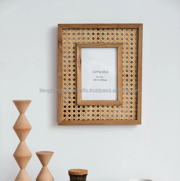 Natrual Rattan Frame 5X7" / Wood Picture Frames/ Rattan photo frame for ...