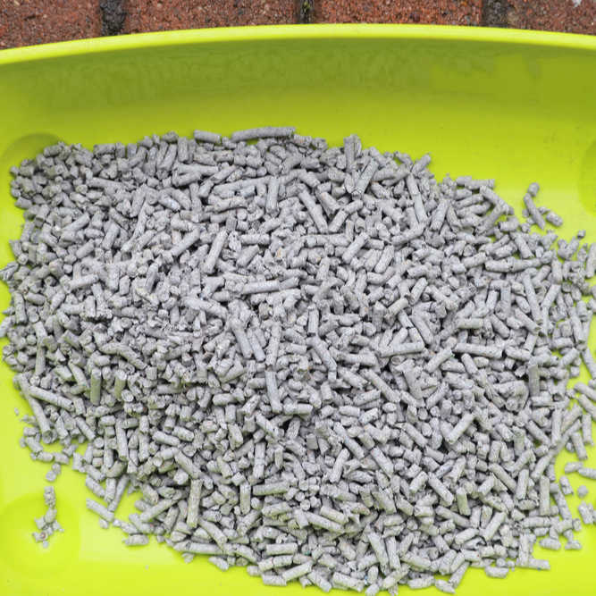 Eco-friendly Paper Pellets Cat Litter for Small Animals