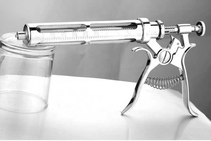 Top Quality Veterinary Continuous Revolver Syringe Semi-Automatic Brass Syringe Revolver ...