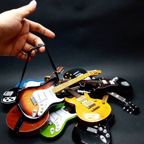 MINIATURE GUITARS, MINIATURE GUITARS direct from CV MARLINDA CRAFT in ID