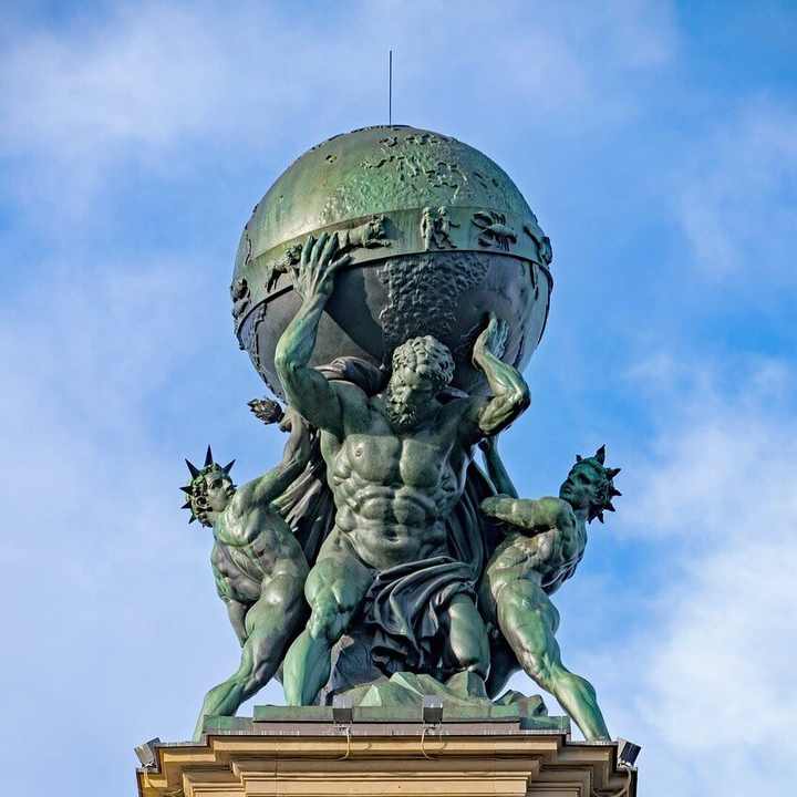 Outdoor Large Carrying Globe Greek God Atlas Bronze Statue